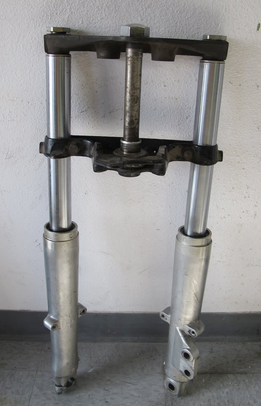 LOVE CYCLES: 41mm Wide Glide Forks 4 sale