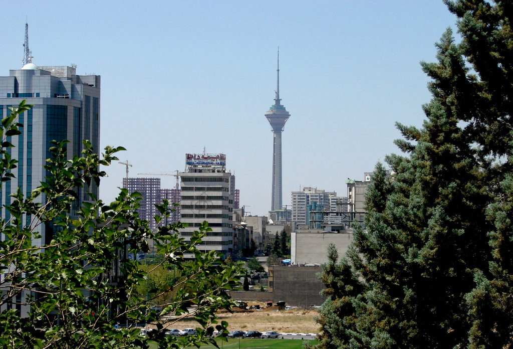 Urban Research: Low Carbon Housing for `Young Cities`: Experiences from ...