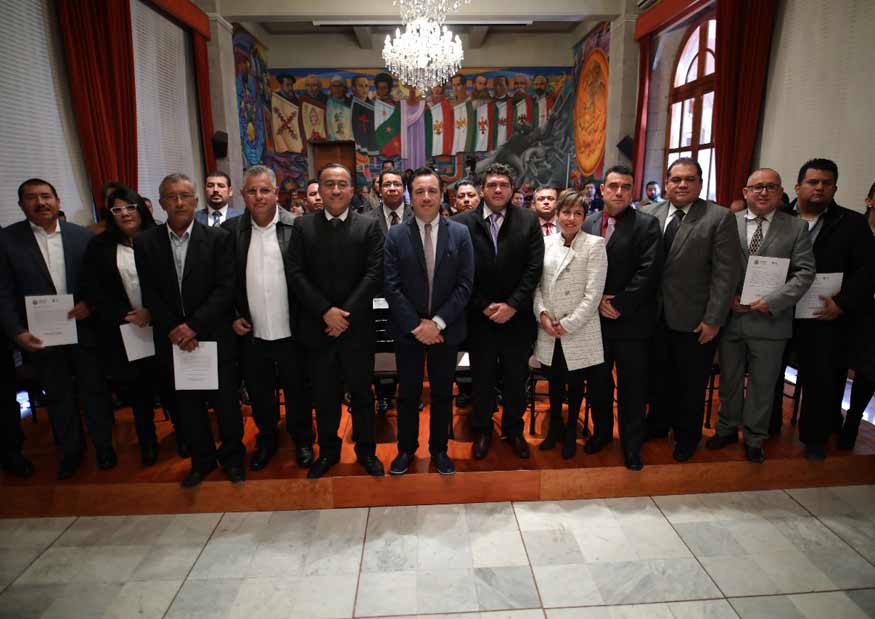 momentopolitico: ERICK SANCHEZ IBAÑEZ NUEVO RECTOR DE LA UNIVERSIDAD ...
