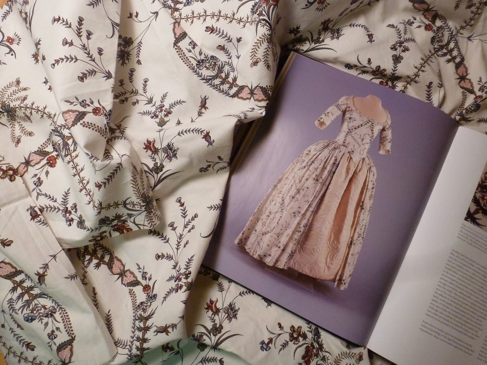 A Fashionable Frolick: Threaded Bliss