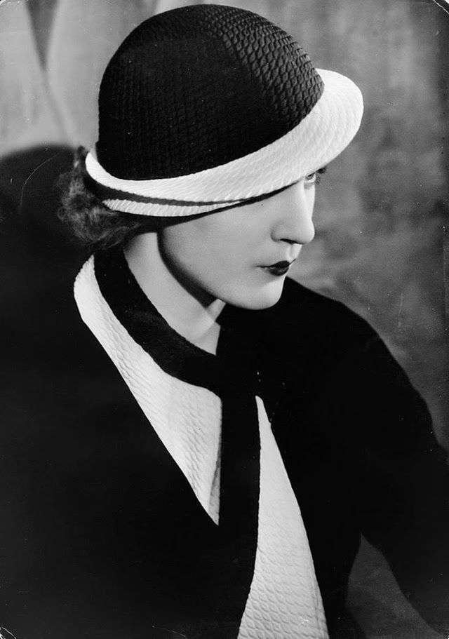 Extraordinary Portraits of Women Taken by a Jewish Female Photographer ...