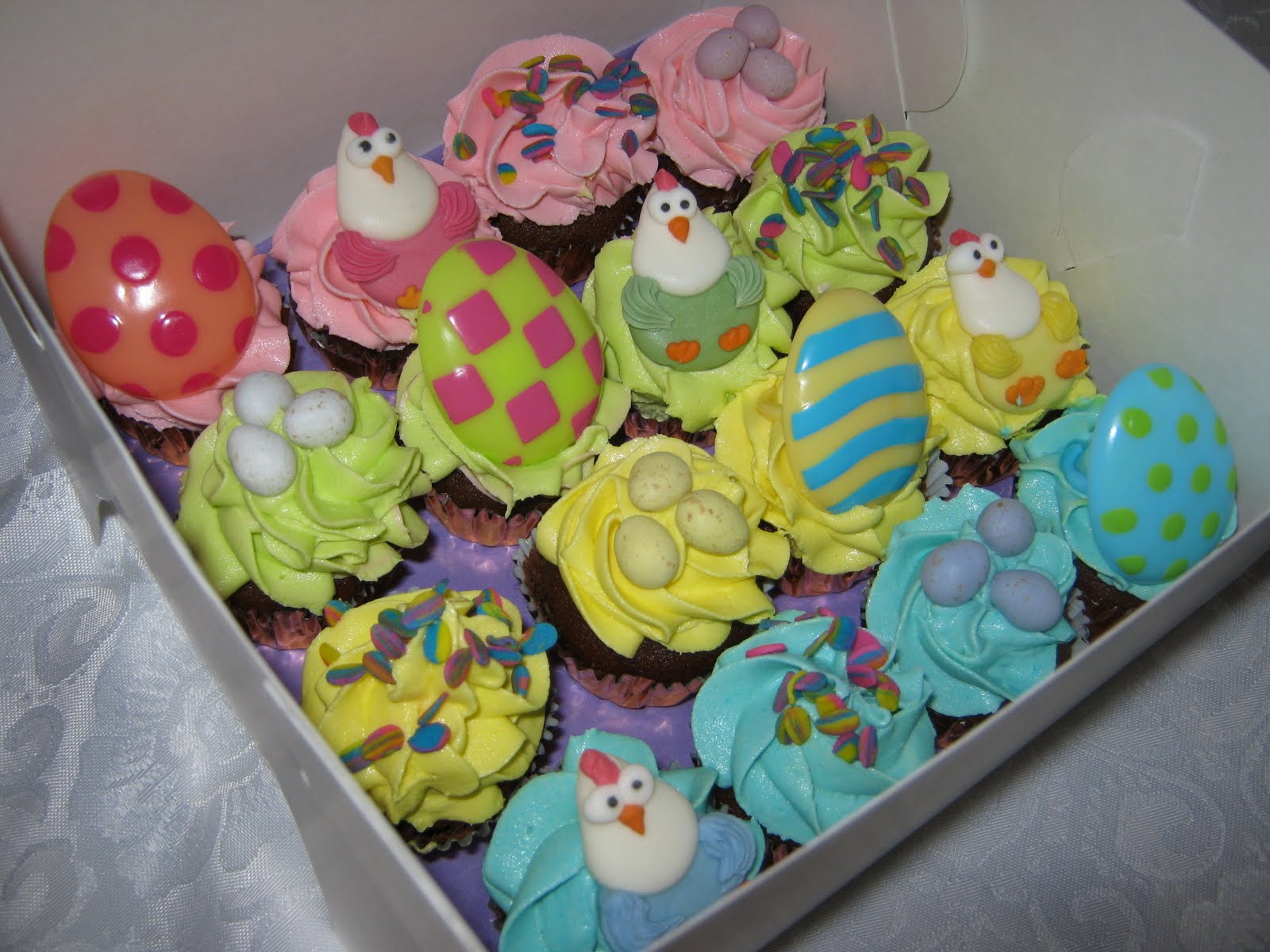 OMG... It's Cupcakes...: Easter Treats for Little & Big Kids!
