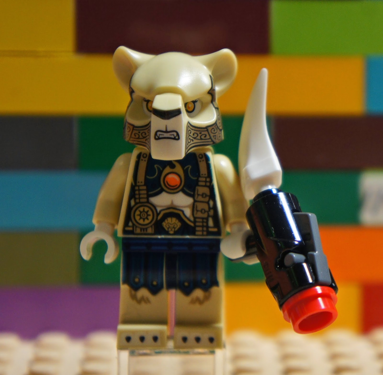 LEGO LOC116 LIONESS WARRIOR Minifigure Lion Tribe Legends of Chima ...