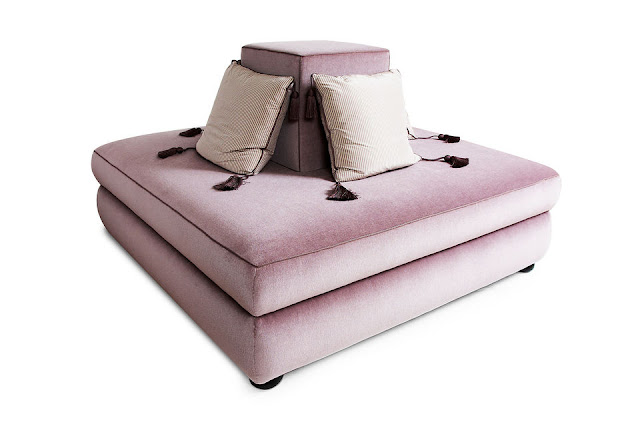 Eye For Design: Decorating With the Borne Settee