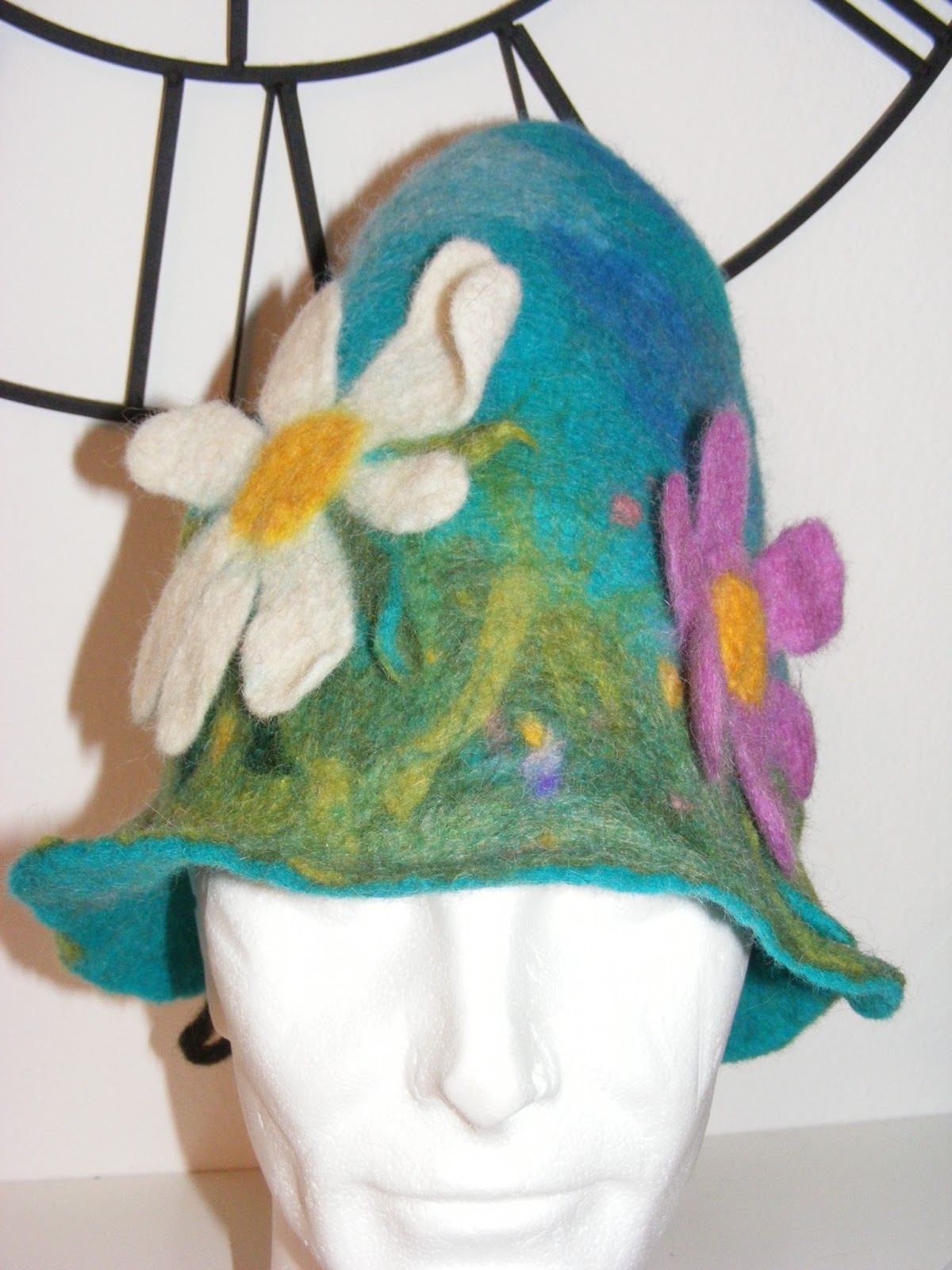 Soloperituoiocchi feltro e handmade di Elisabetta Vicentini: CAPPELLI ...