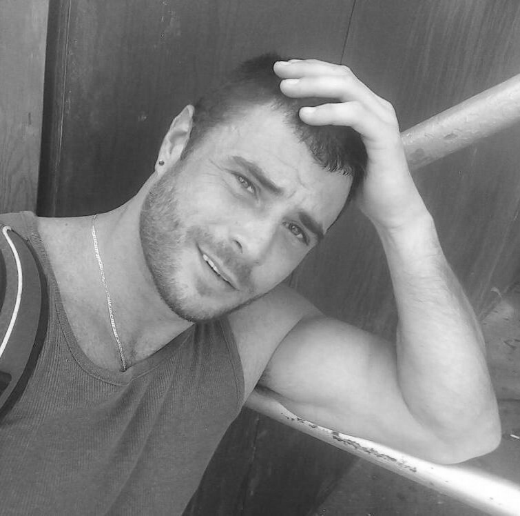 Curtindo Machos Peludos: Star do Mês | Mike Dozer