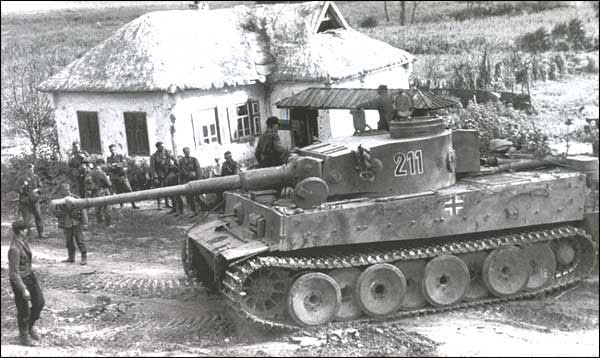 FLAME HISTORY: TIGER I vs T-34: ΣΥΓΚΡΟΥΣΗ ΓΙΓΑΝΤΩΝ (4ο μέρος - τελευταίο)