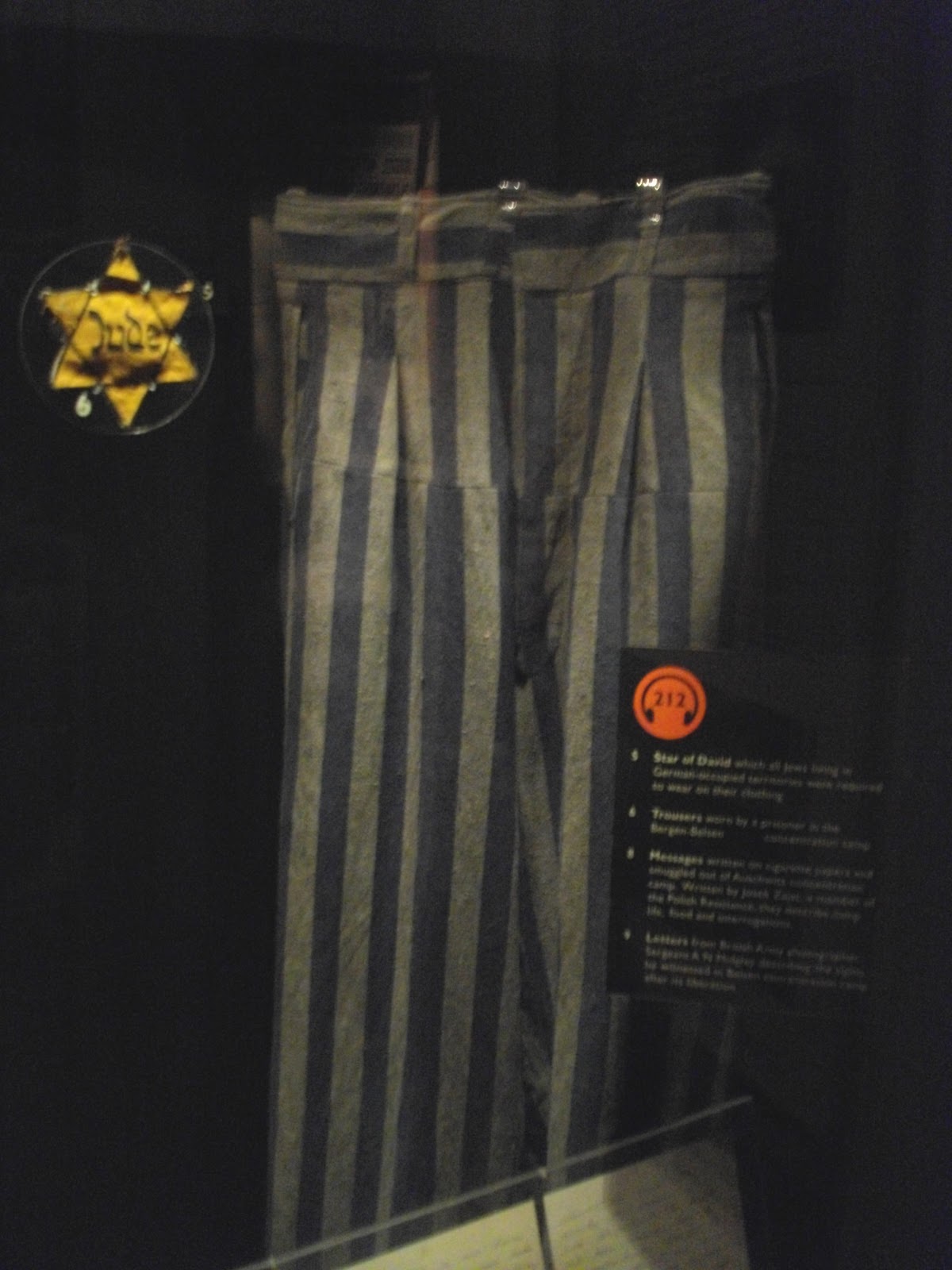 WW2 - The Second World War: Striped Pyjamas and a Yellow Star