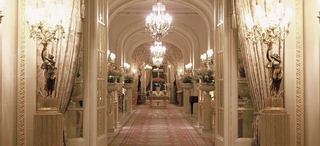 Passion For Luxury : The Ritz London