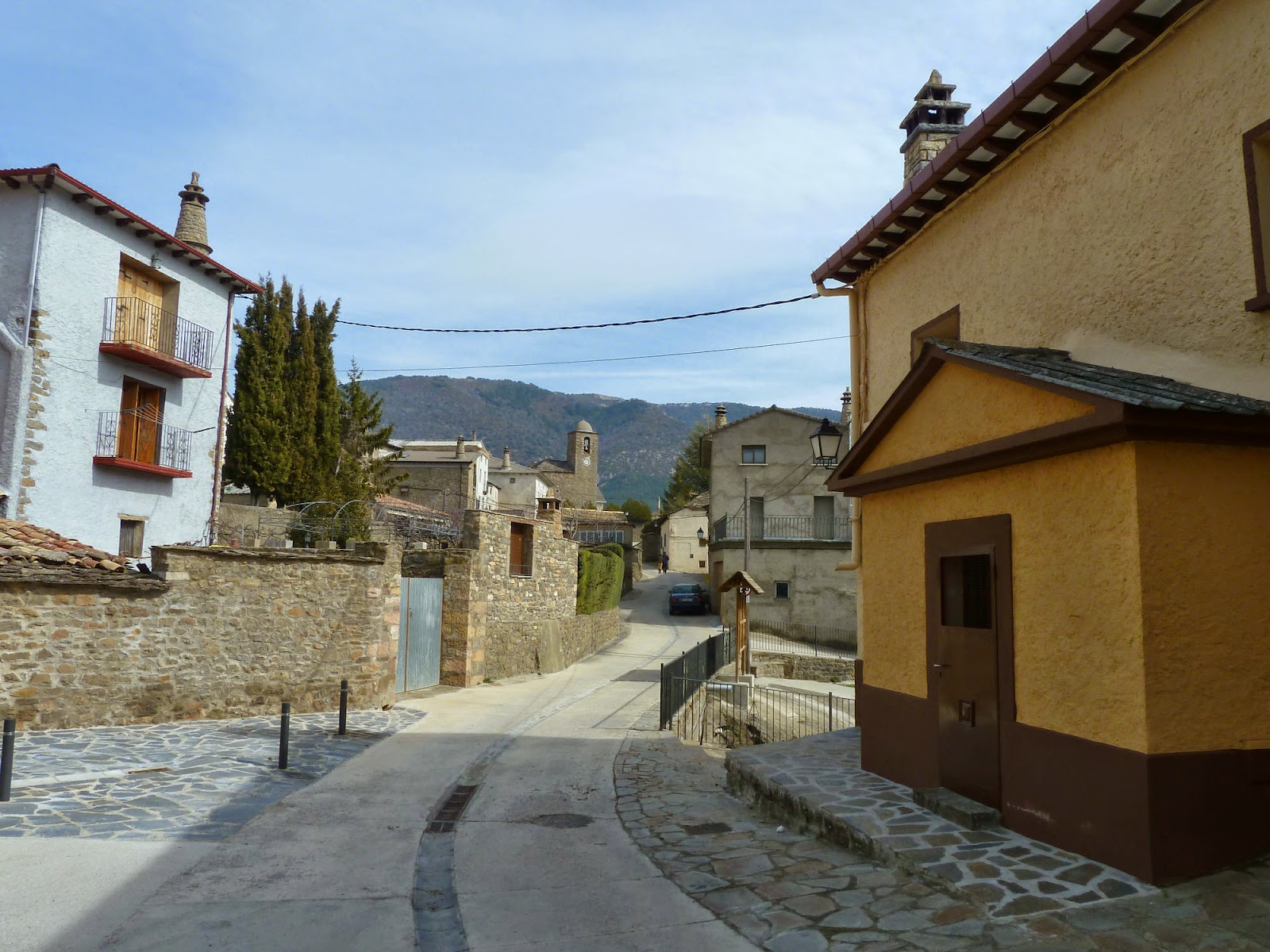 Diario de un Caminante: Circular al Embalse de Arguis