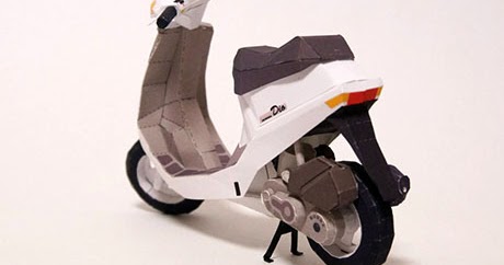 Honda Dio (AF-18) Paper Model | Paperized Crafts