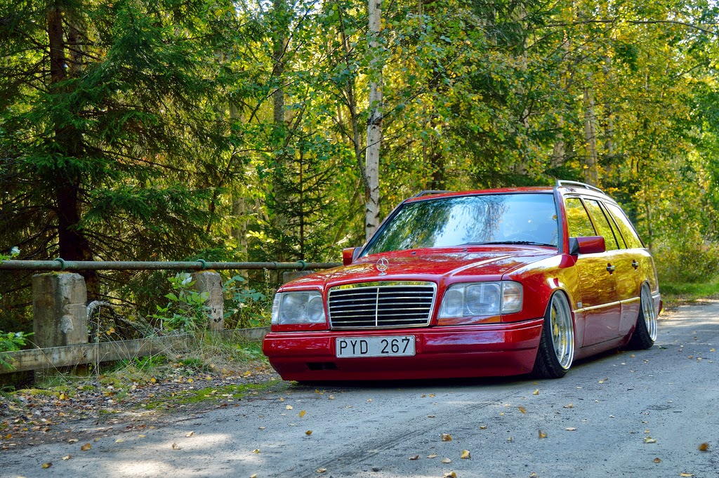 Mercedes-Benz S124 RED Stance Style | BENZTUNING