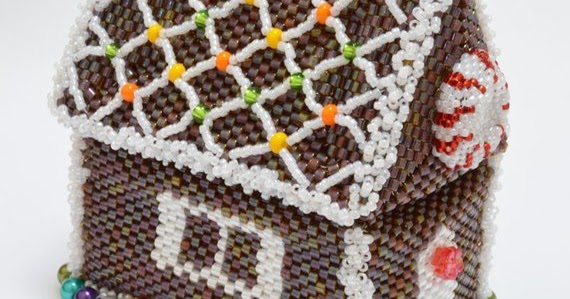 Amazing Beaded Box Design Tutorials by Bead Flowers / The Beading Gem