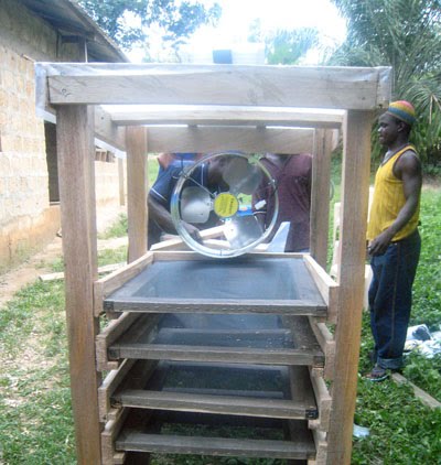 Pictures of African Cocoa Farming: Cocoa Drier--Construction (9)