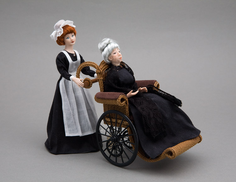 Good Sam Showcase of Miniatures: At the Show - Figures in 1-inch & half ...