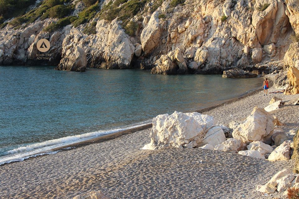 Λουτράκι: Η μαγική παραλία στην Σκαλωσιά - Υπέροχες εικόνες » loutrakiblog