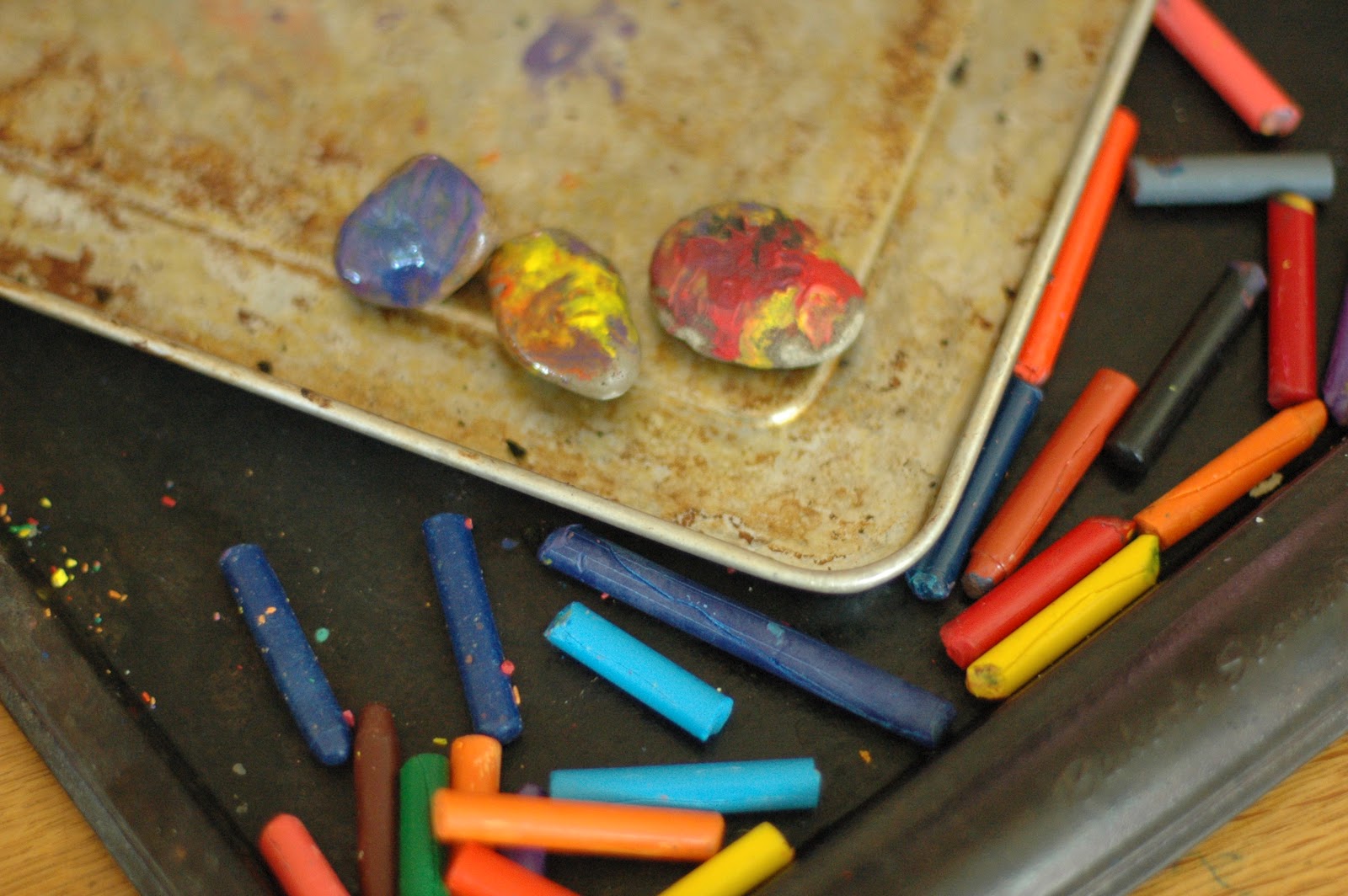 create (with kids): glazed rocks - FreshlyPlanted