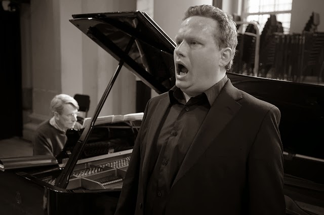 Priča o pesmi Walking in the Air ~ F I N S K A