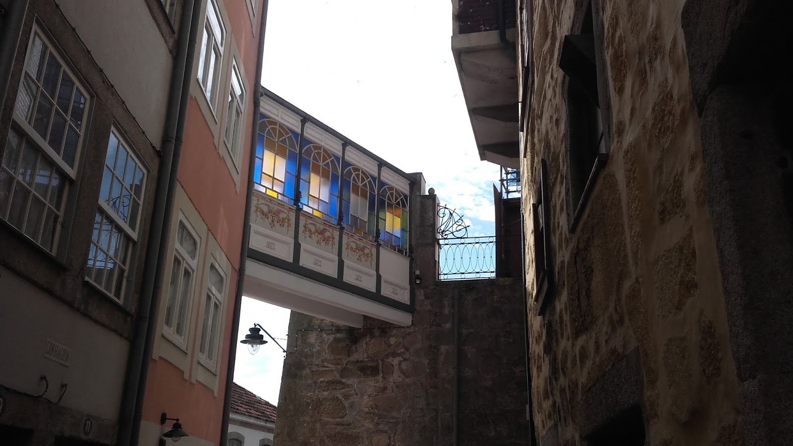 A história e a arquitetura do Barredo... para melhor entender a Ribeira.