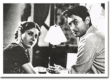 अग्निवार्ता AGNIVAARTA: Some rare photos of Dev anand