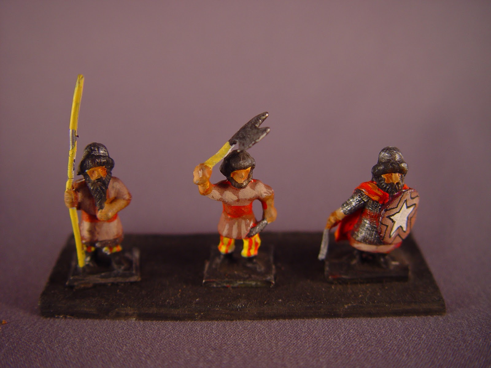 Little Men: Minifigs 25mm 'Mythical Earth' miniatures
