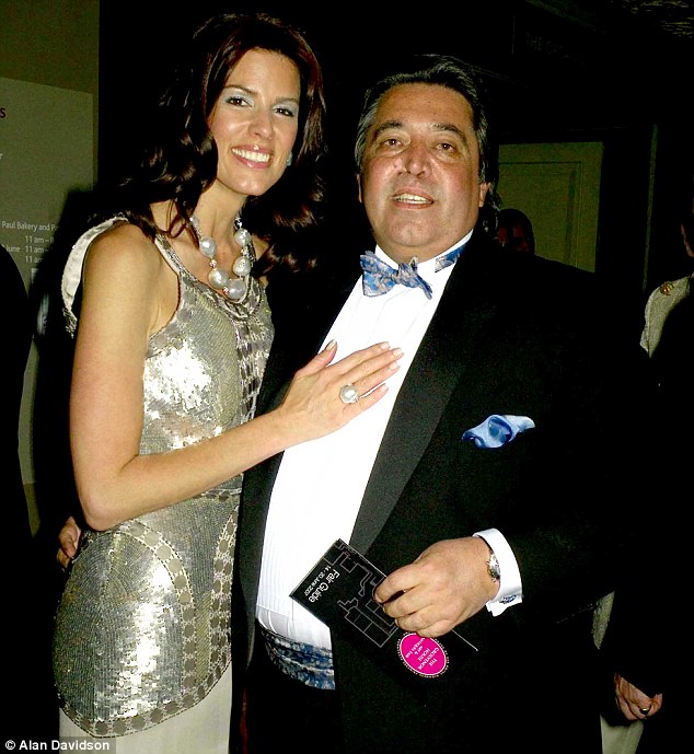 Saudi billionaire dies after divorce with his supermodel ex-wife - PURE ...