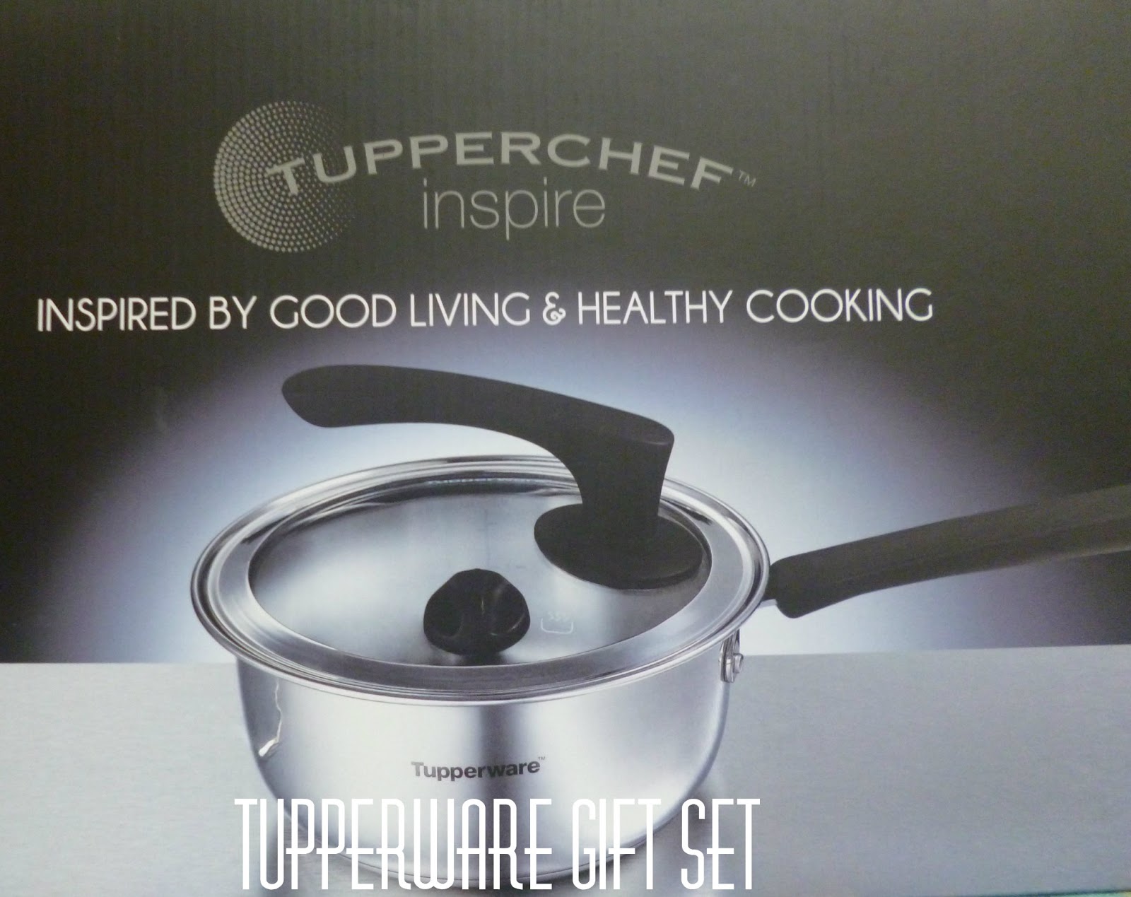 Tupperware Gift Set