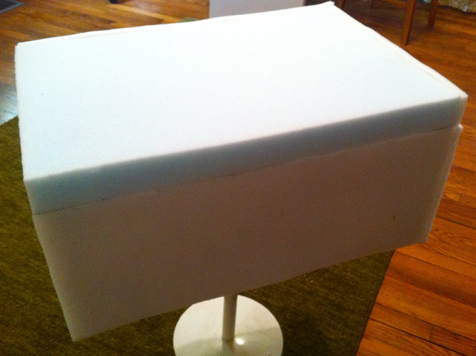 Decorella: DIY Ottoman From Scratch