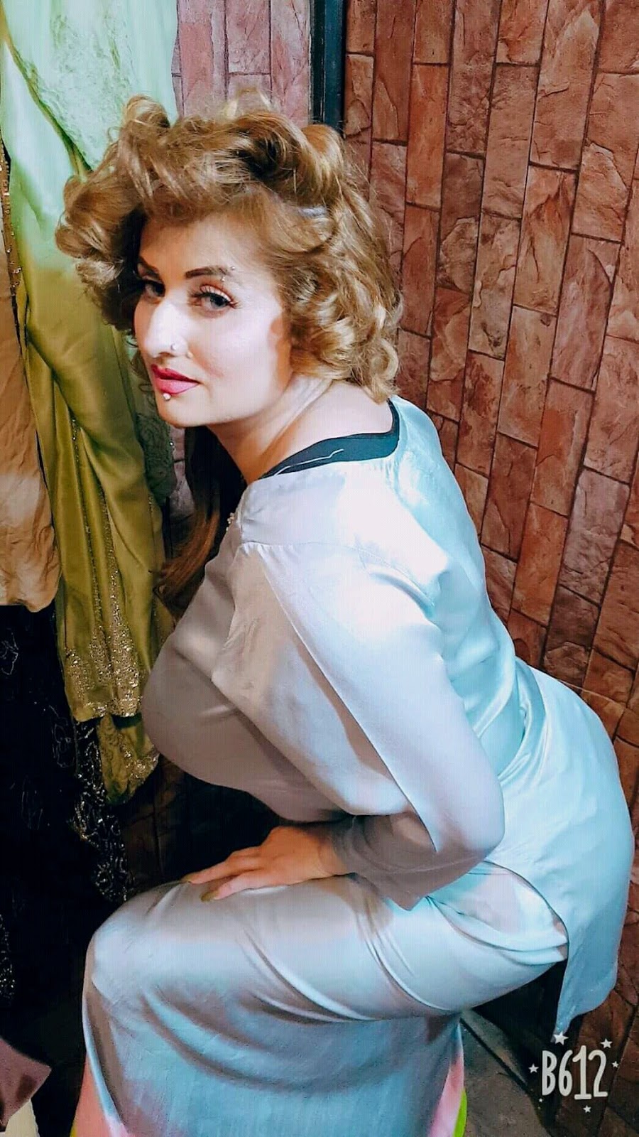 Afreen Khan Real: Afreen khan photos video PV063