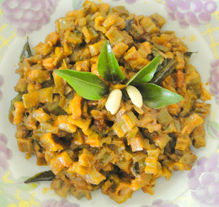 Easy Cooking: Easy Peechinga and Chemmeen Ularthu ((Ridge Gourd/Sponge ...