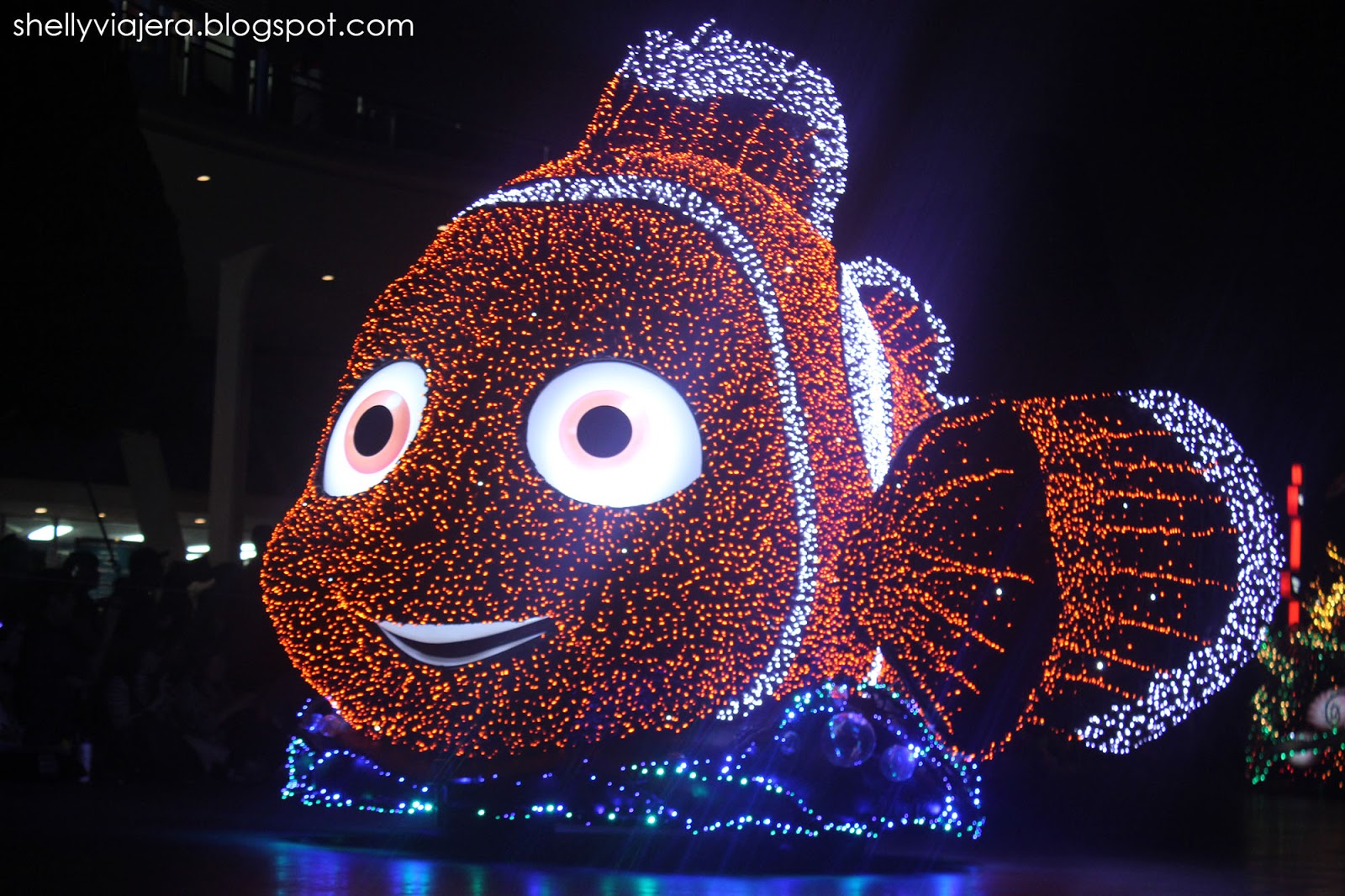 When in Japan: Tokyo Disneyland - Shelly Viajera Travel