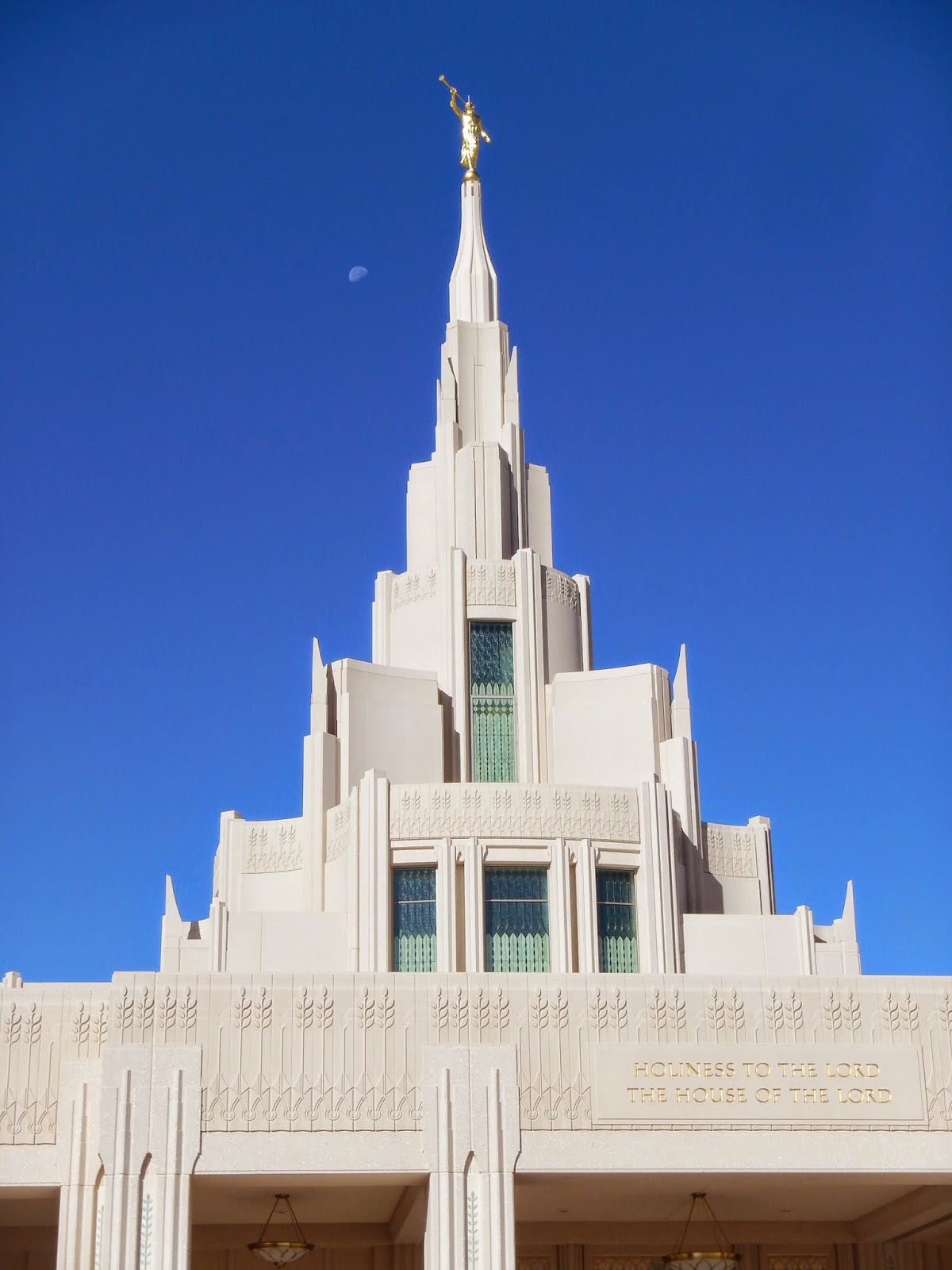A Place to Share: New Phoenix, Arizona Temple