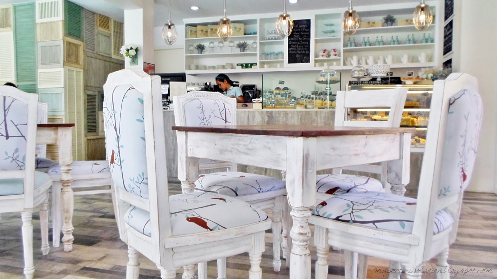 Making Memories at Marisse Patisserie | Poetic Isolation