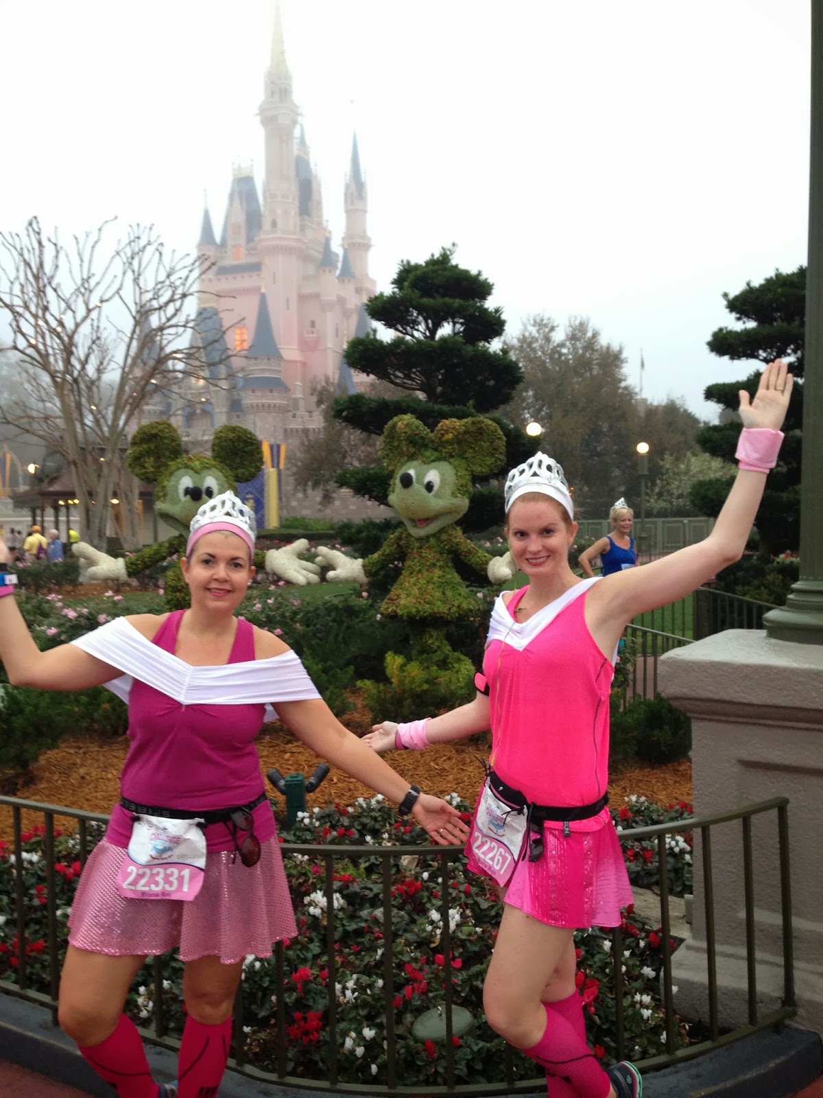 2014 runDisney Princess Half Marathon Race Recap | I Run For Wine