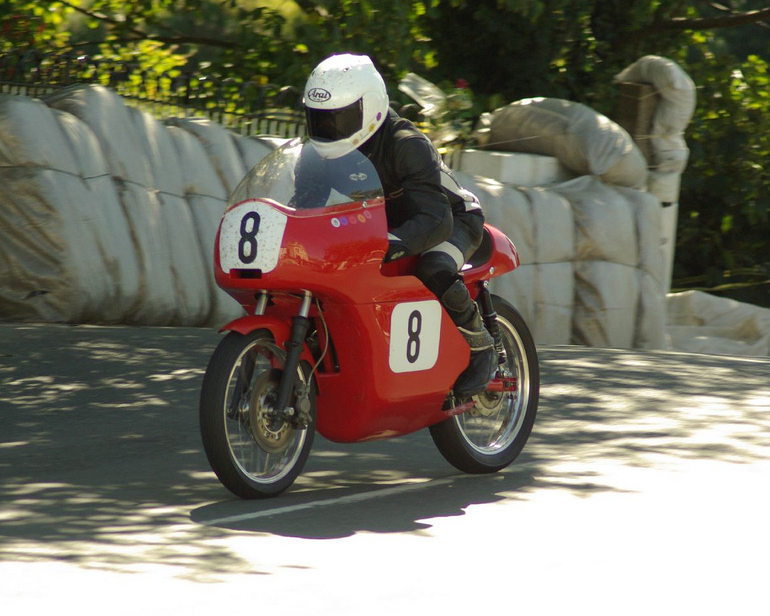 Ducati Single Racing: August 2011