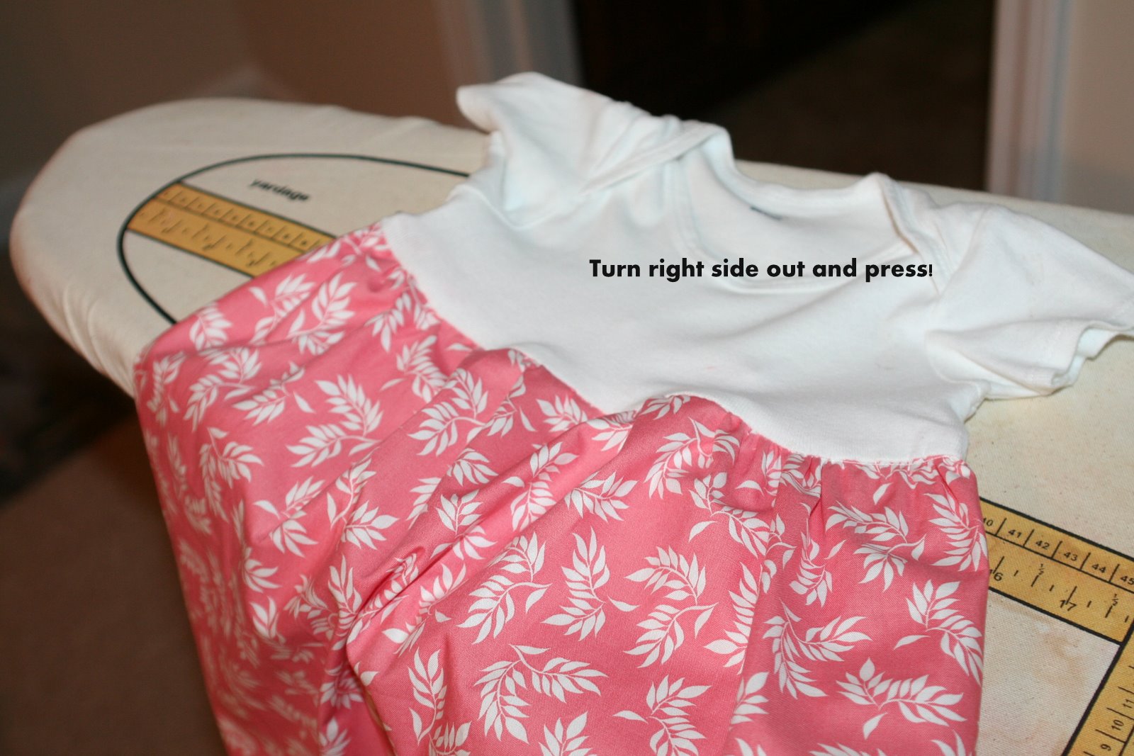 Sewing Mama RaeAnna: Apron Dress Tutorial