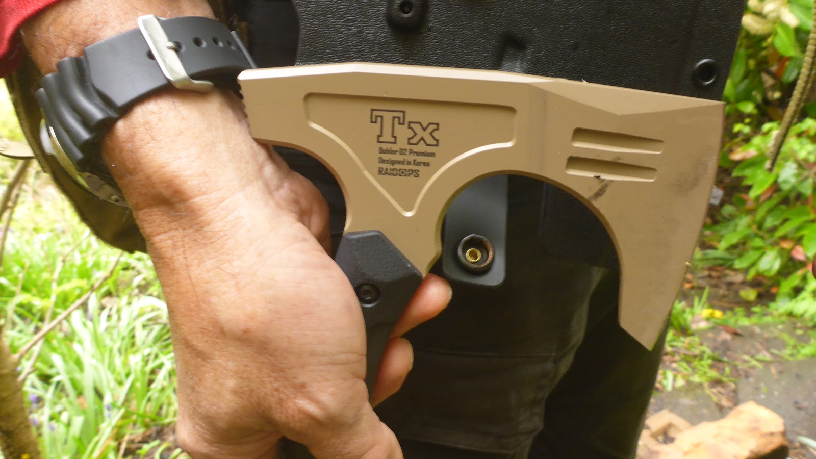 Hardcore Knives and tools for Wilderness Camping: RAIDOPS Tx TACTICAL ...