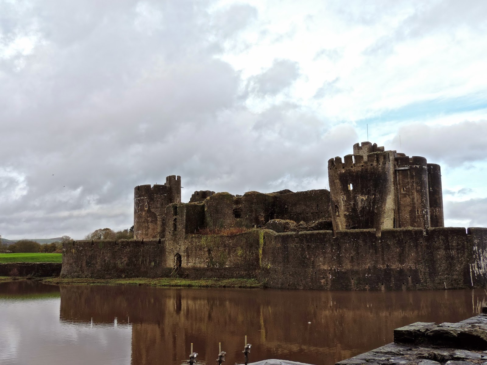 Of Golden Roses: The Largest Castle in Wales | Caerphilly Castle