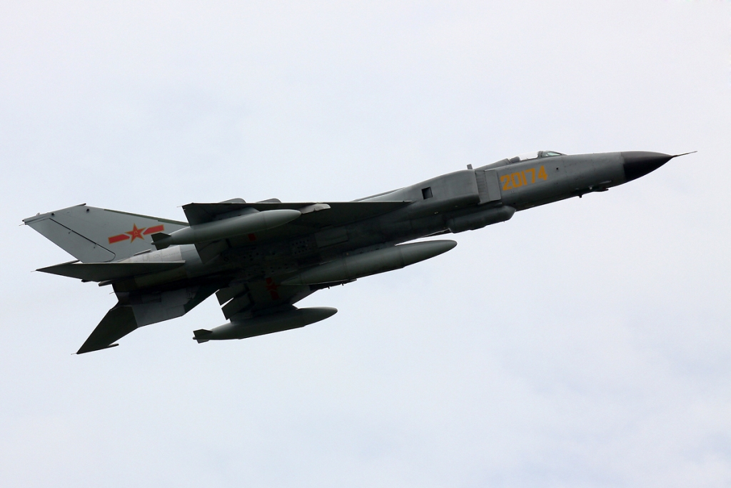 JZ-8F Tactical Reconnaissance Fighter With ELINT (ELectronic Signals ...