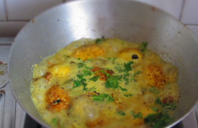 Sauce (The Food Blog): Dimer Jhaal