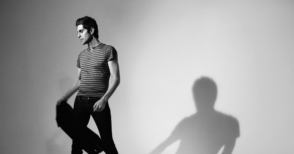 The Hip Subscription: Icon of Style - Perry Farrell