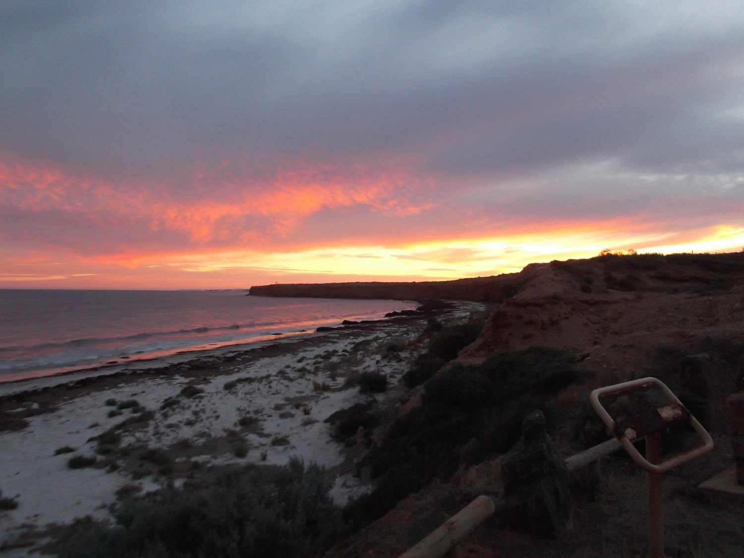 gohavealook: WE CONTINUE ALONG THE EYRE PENINSULA
