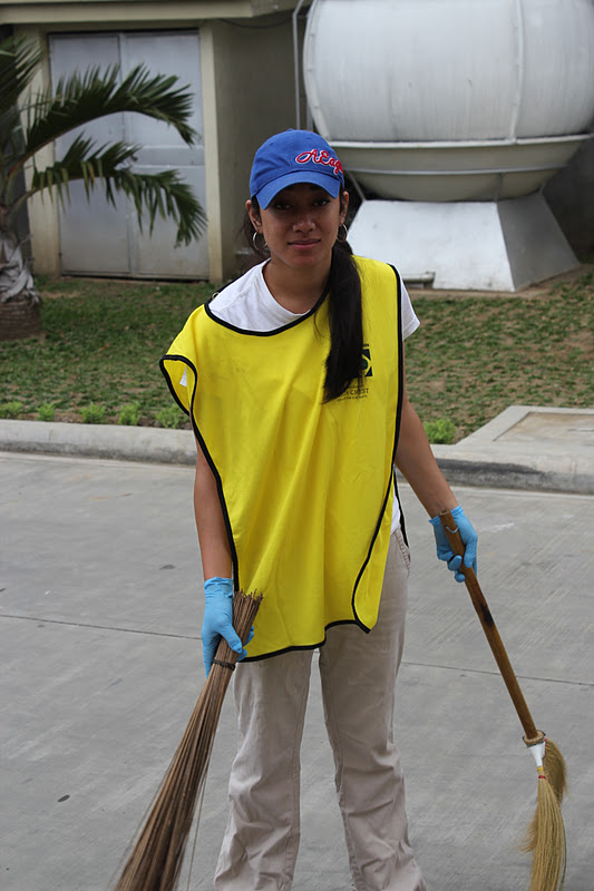 Here and There: MORMON HELPING HANDS