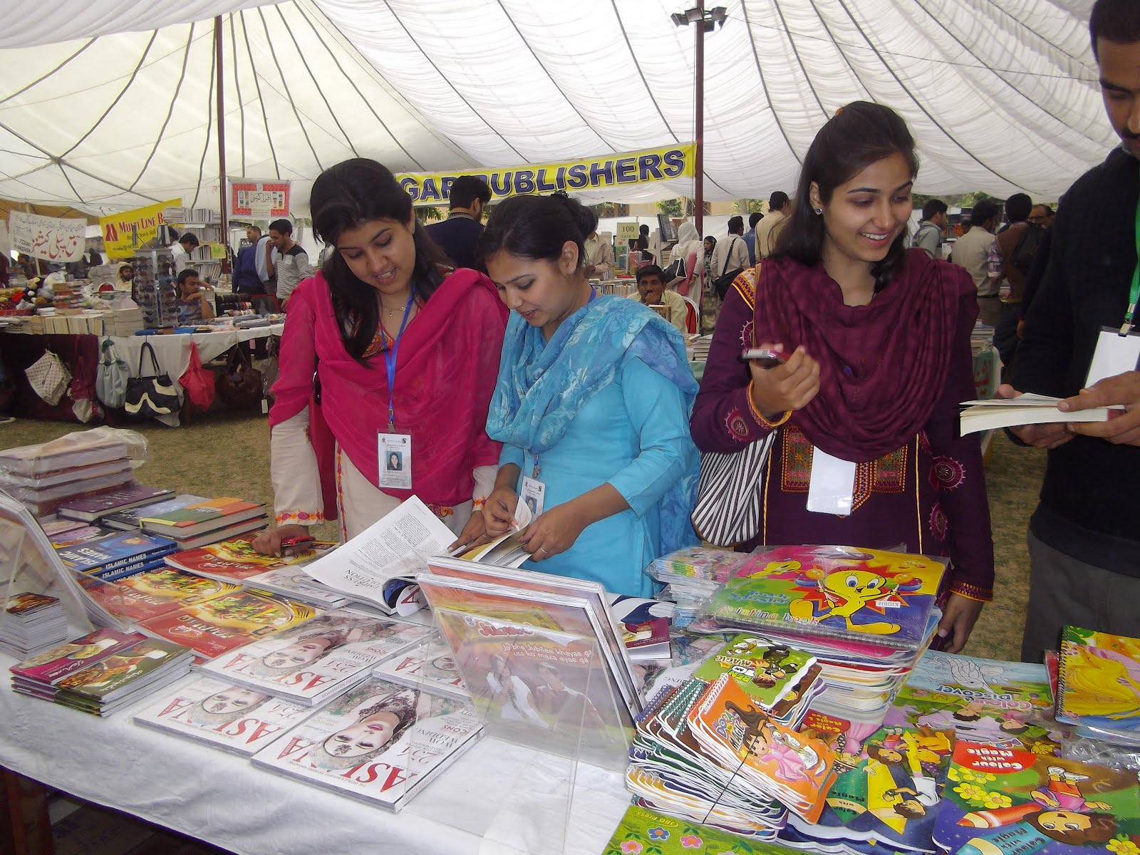 Jumbo Publishing Blog: GC University Lahore Book Fair ignites passion ...