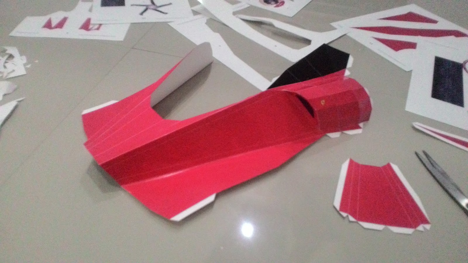 omak creative: FERRARI F80 CONCEPT DIY PAPERCRAFT