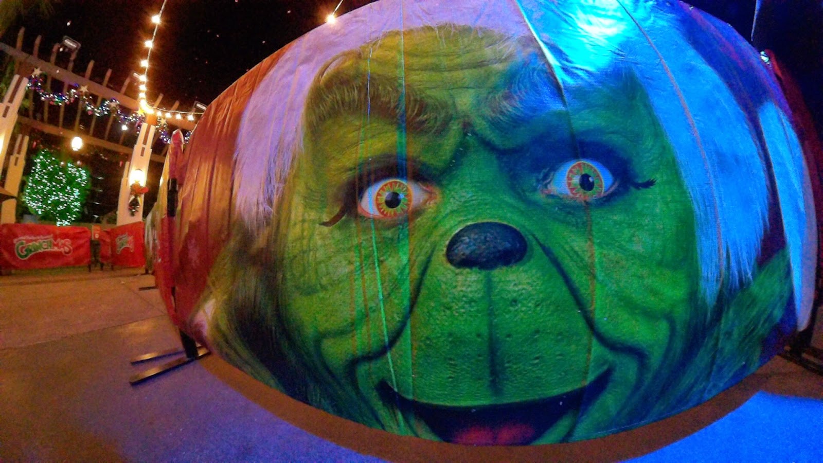 Fresh Angeles: "Grinchmas" Returns to Universal Studios Hollywood This ...