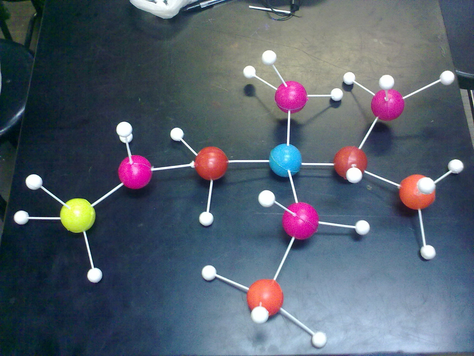 quimica: examen de modelos tridimensionales, SERGIO ALAN PIÑA MOREALES ...