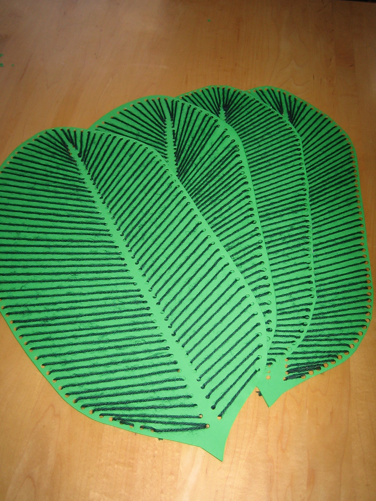 Mamacita Spins The Globe: Banana Leaf Table Decor (Cuba)
