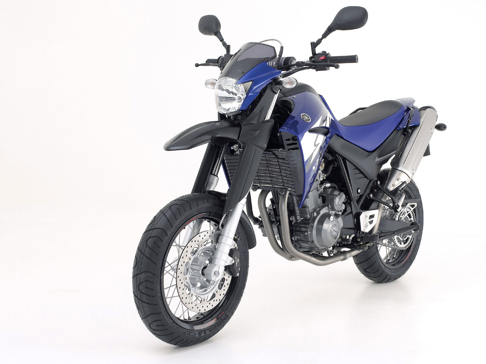 2005 YAMAHA XT660X Motorcycle pictures