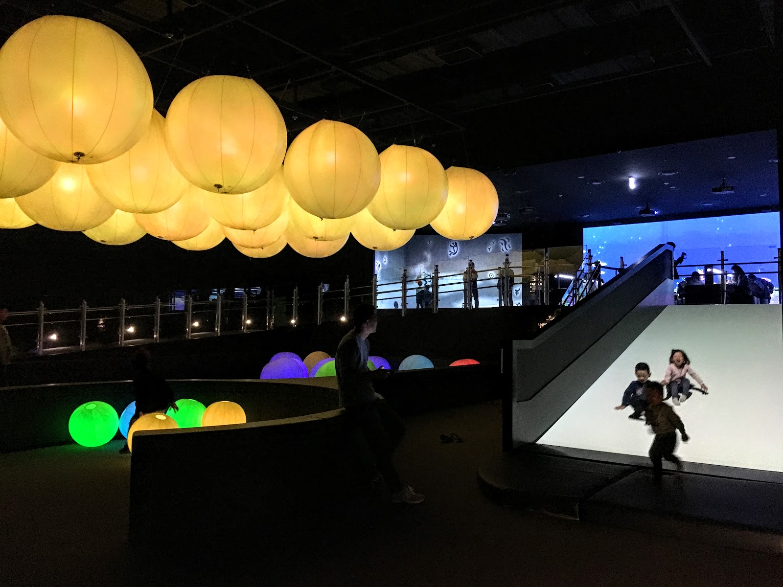 teamLab World - Seoulful Home